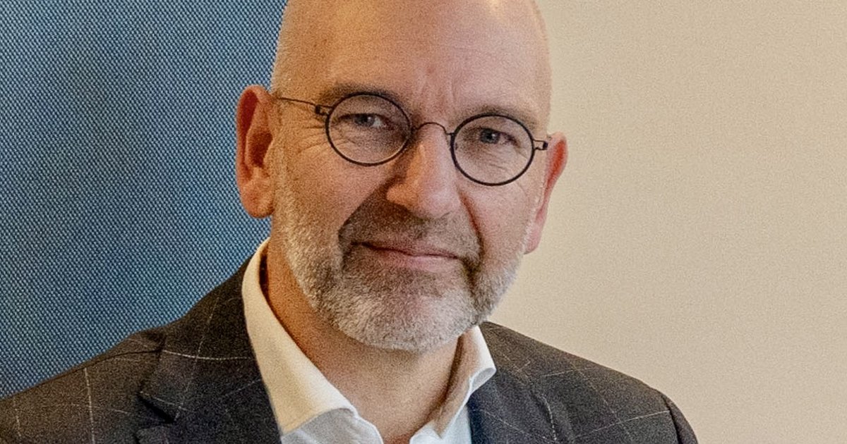 Prof. dr. P.H. Vos - Resume - Protestant Theological University