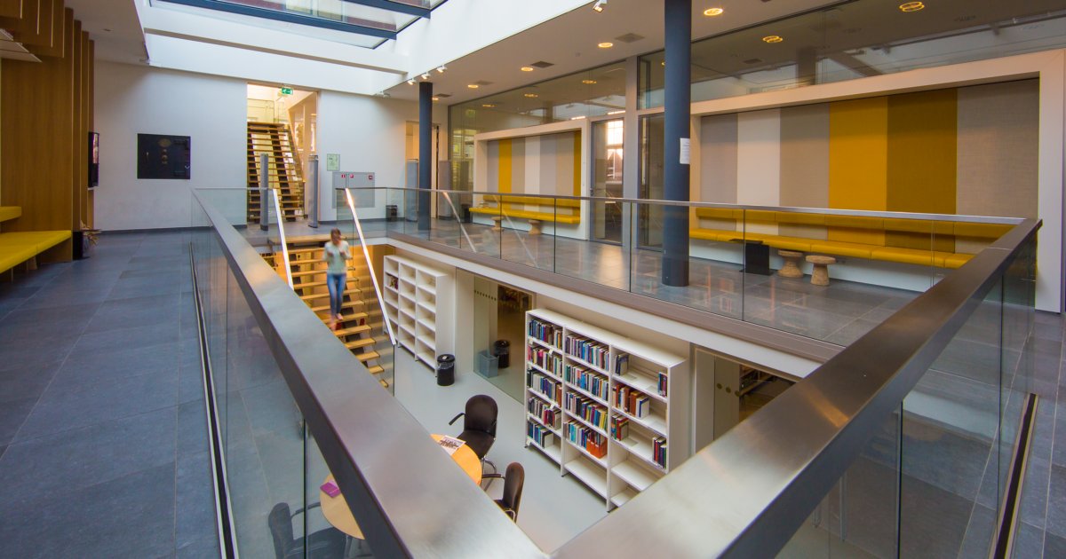 Library - Protestant Theological University